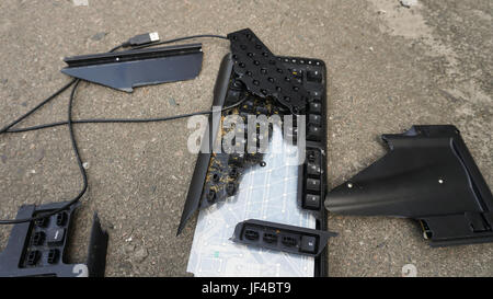 Destroyed keyboard which will never work again Stock Photo - Alamy