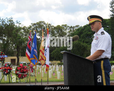 SCHOFIELD BARRACKS — Col. Stephen E. Dawson, garrison commander, U.S ...