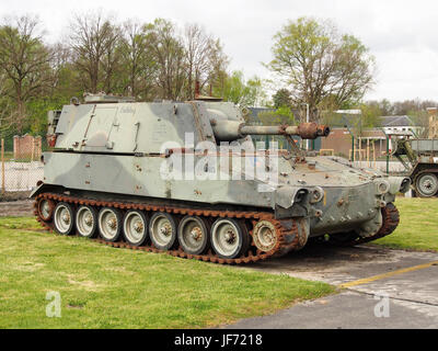 The M108 Self-Propelled Gun (SPG) on display at the Gunfire Artillery ...