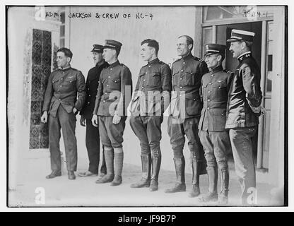 Adm. Jackson & Crew of NC-4, Photograph shows crew members of the Navy ...