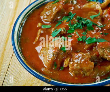 Egyptian kamounia - stew beef with cumin and Egyptian tomato sauce ...