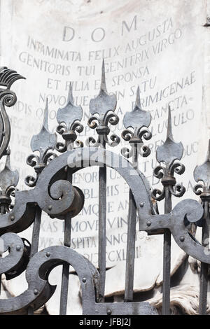 Jesus square in Naples, with the Church of The New Jesus, at dusk Stock ...
