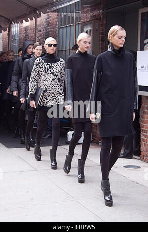 Models on the catwalk Stock Photo - Alamy