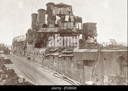 HMS Vindictive after Zeebrugge Raid, Belgium, WW1 Stock Photo - Alamy