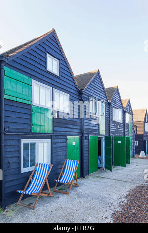 Fishermans huts at whitstable Stock Photo - Alamy