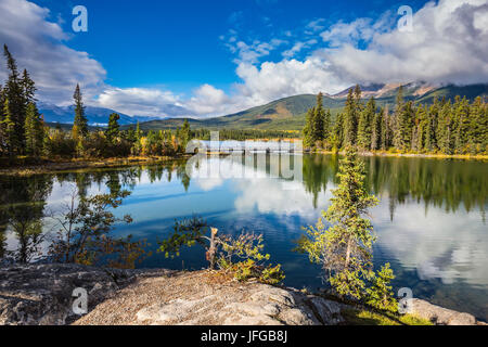 Pyramid Island in Pyramid Lake, Jasper National Park, Alberta, Canada ...