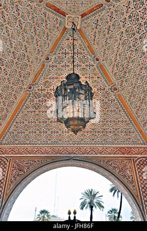 old moroccan tile roof in the old city Stock Photo - Alamy