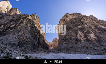 Mountain landscape in the Pisciadu via ferrata at sundown, dolomites ...