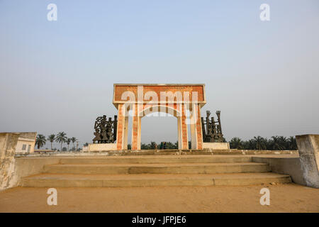 Gate of no Return, Ouidah Stock Photo - Alamy