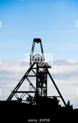 Headgear of New Cook's Kitchen shaft at South Crofty Mine, Pool ...