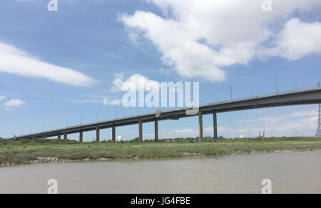 The M5 motorway bridge over the river Avon at Portbury Docks near ...