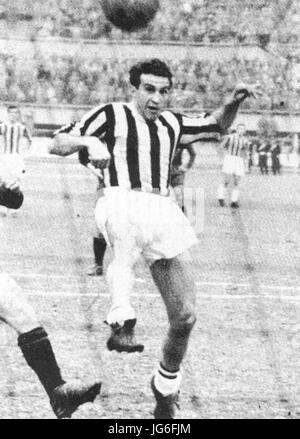 Raúl Conti - Juventus FC 1956-57 Stock Photo - Alamy