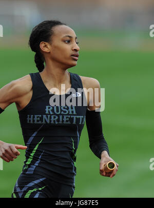 April 14, 2017: Sammy Watson at the Rush Henrietta Relay. Photo by Alan ...