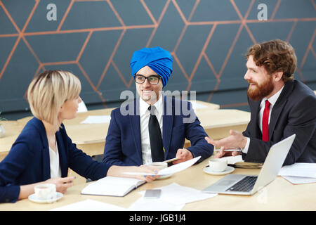 Talk Show TV Program, News Interview and Discussion: Presenter and ...