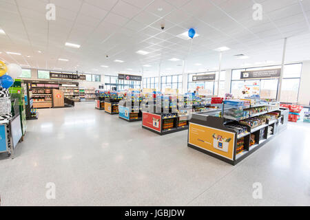 Interior pictures of an Aldi supermarket Stock Photo - Alamy