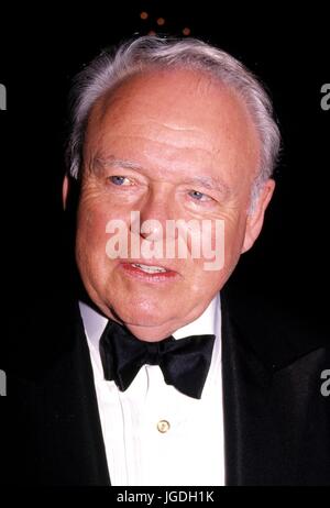 All in the Family Carroll O'Connor “Archie Bunker” lunch pail and ...