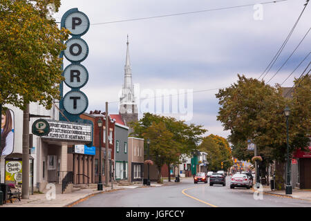 Downtown Cornwall along Pitt Street in Cornwall, Ontario, Canada Stock ...