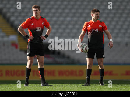 New Zealand's Beauden Barrett and Jordie Barrett look dejected as they ...