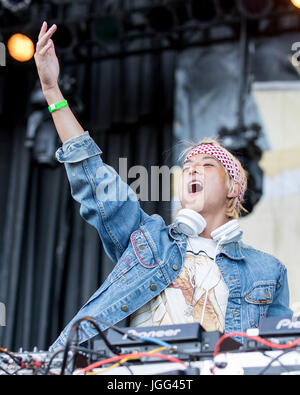 Elephante (Tim Wu) during Summerfest Music Festival at Henry Maier ...