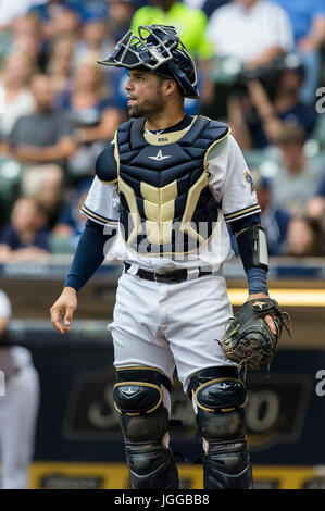 July 05, 2017: Milwaukee Brewers catcher Manny Pina #9 congratulates ...