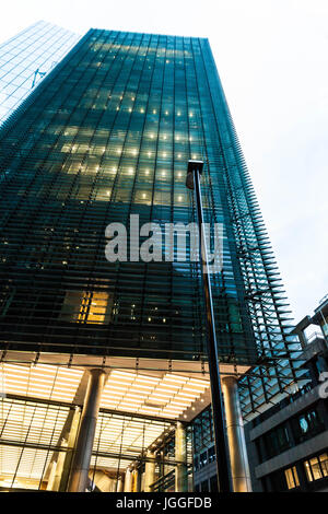 Ropemaker Place office building skyscraper and 22 Ropemaker street in ...