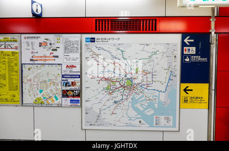 Japanese JR metro map - Tokyo Stock Photo - Alamy