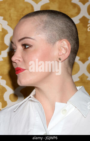 ROSE MCGOWAN ACTRESS PARAMOUNT STUDIOS HOLLYWOOD LOS ANGELES USA 25/09 ...