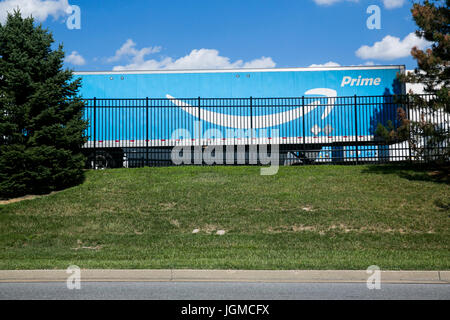 Amazon Prime truck trailers outside of a Amazon Fulfillment center in ...