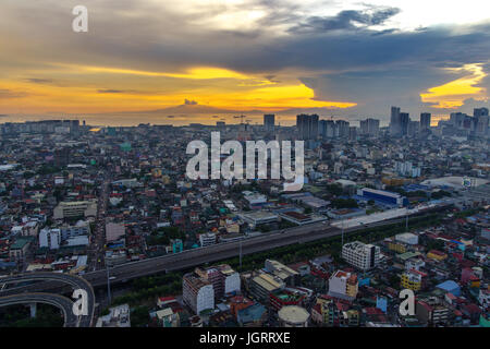 beautiful sunset and skyline sunset in metro manila , philippines Stock ...