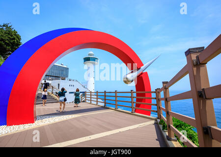 Jun 21, 2017 Yeongdo Lighthouse at Taejongdae park, Busan, South Korea ...