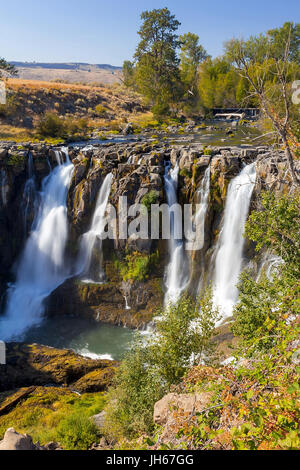 USA, Oregon,Tygh Valley White River Falls, State Park, Mount Hood ...