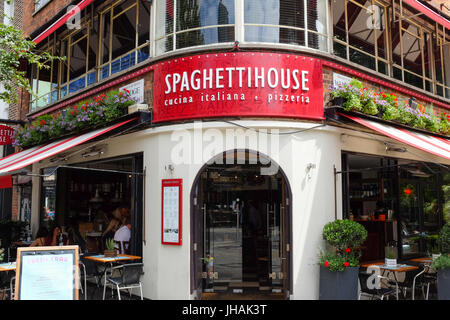 The Italian restaurant Spaghetti House in the heart of Oxford Street ...