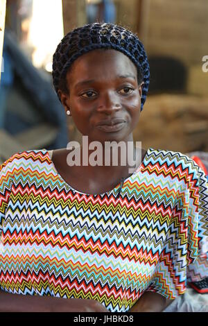 Ivory-Coast road venders Stock Photo - Alamy