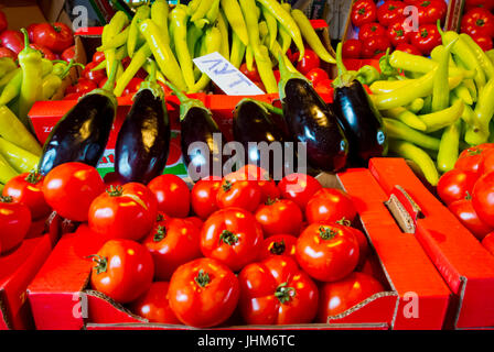 Bit Pazar, covered market, Skopje, Macedonia Stock Photo - Alamy