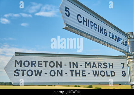 Road sign in the Cotswolds with iconic tourist towns named Stock Photo ...