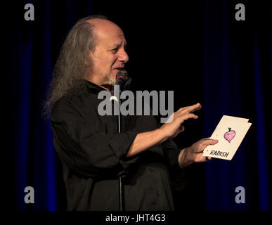 Louisville, Kentucky USA. 14th July, 2017. MAX MAVEN performs a trick ...