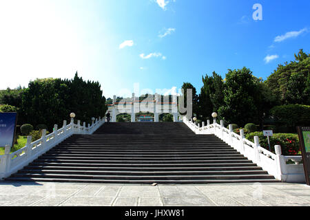 Taipei National Palace Museum - one of the most famous museums in ...