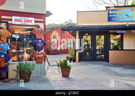 Sedona main street, Arizona desert town , USA Stock Photo - Alamy