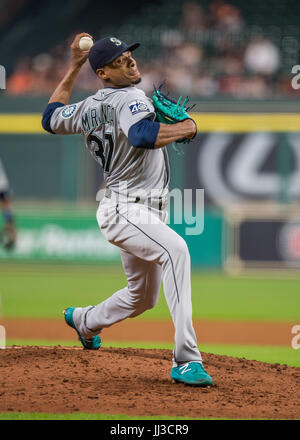 Seattle Mariners starting pitcher Ariel Miranda delivers in the first ...