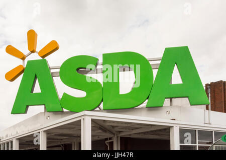 ASDA supermarket signage, Tilbury, Essex, England, UK Stock Photo - Alamy