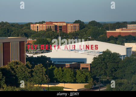 Delta Corporate Headquarters Stock Photo: 148807453 - Alamy