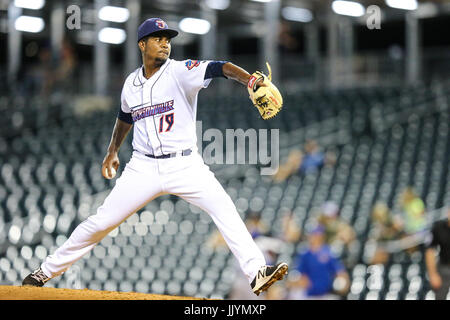MILB Smokies vs Jumbo Shrimp JUL 19: Jacksonville Jumbo Shrimp players ...