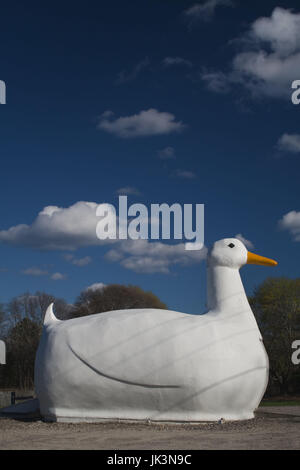 big duck Flanders NY long island gift shop shape Stock Photo - Alamy