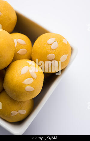 Besan (gram flour) laddoos, an Indian sweet food "Besan Laddu Stock ...