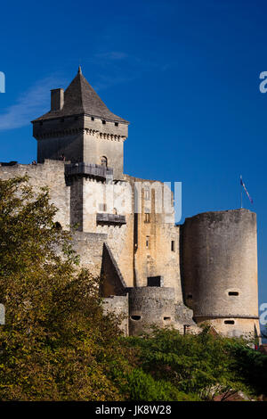 Castelnaud-la-Chapelle, 13th century castle housing Middle Ages war ...