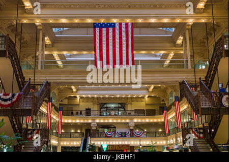 Bourse Foodcourt, Philadelphia, Pennsylvania, USA Stock Photo - Alamy