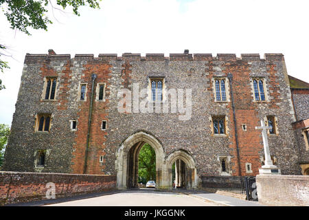 Gatehouse of former St Albans Prison. It features in the opening of the ...