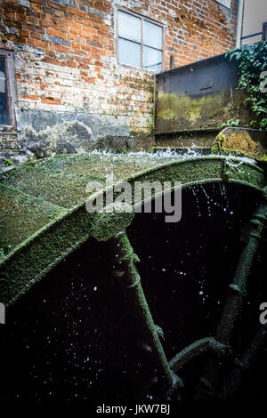 Waterwheel At Calbourne Water Mill, Calbourne, Isle of Wight, UK Stock ...