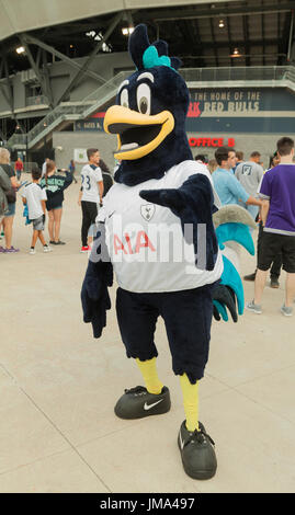 Tottenham Hotspur's mascot Chirpy the Cockerel wearing a christmas ...