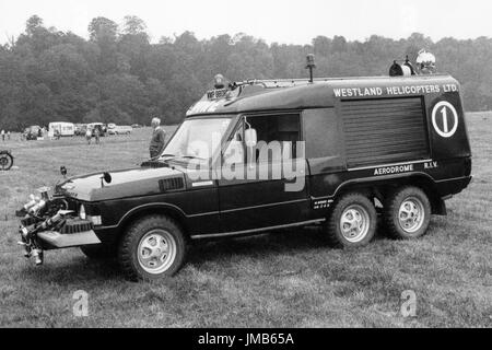 1976 Range Rover Carmichael fire tender Stock Photo - Alamy